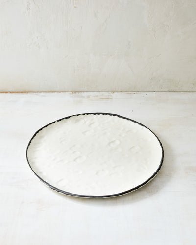 DBO HOME Handmade Porcelain Pinch Plates