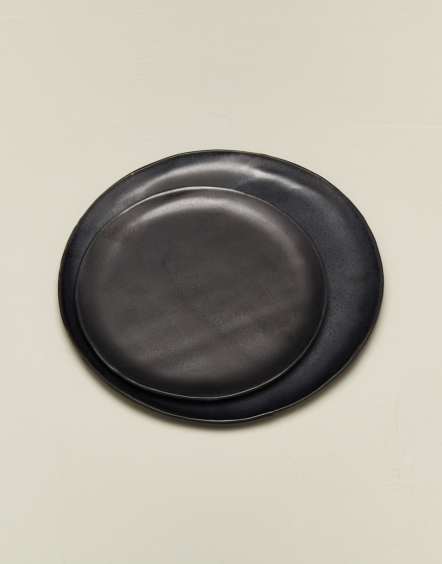 DBO HOME Handmade Bare Porcelain Plates